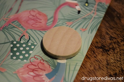 DIY Wood Slice Christmas Card Magnets | Drugstore Divas