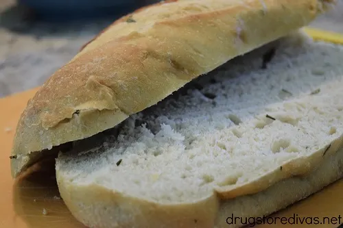 Grilled Garlic Bread Recipe (only 15 minutes) | Drugstore Divas