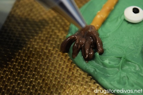 Melted Witch Halloween Candy Recipe | Drugstore Divas
